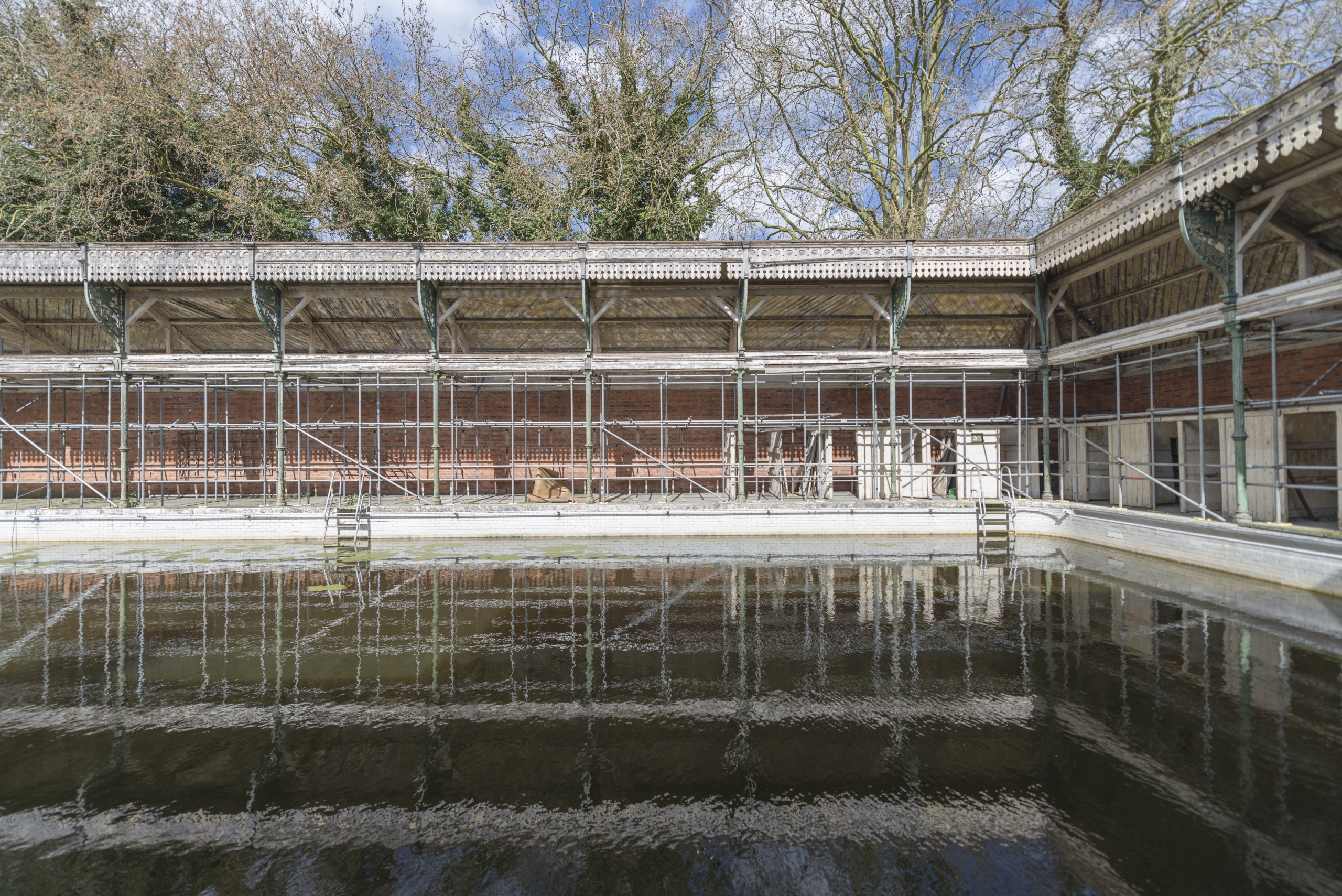Gallery – Thames Lido